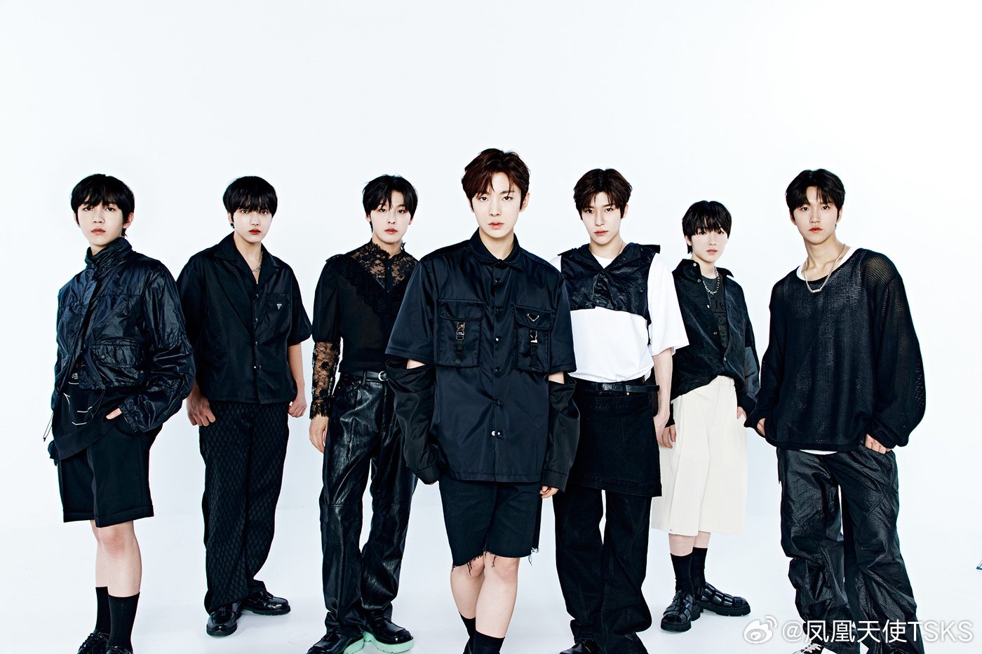 通过《NCT Universe : LASTART》选拔了NCT东京队的7名出道人员……|NCT|巡演_新浪新闻