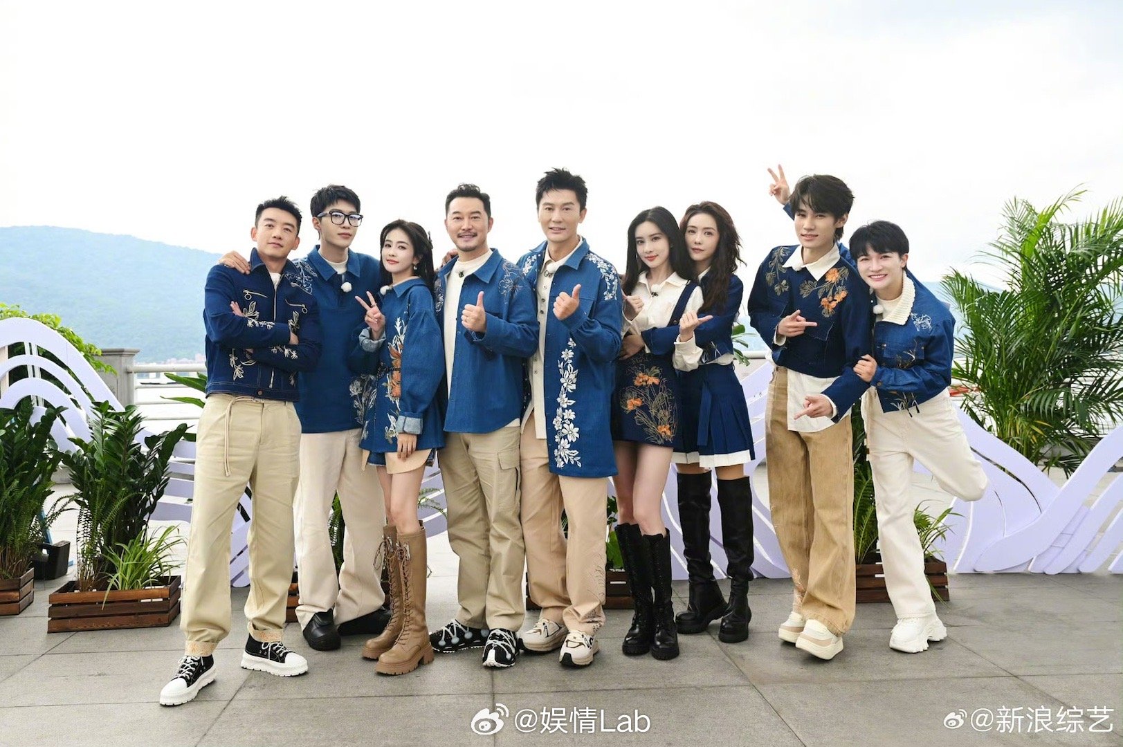 丨奔跑吧生态篇首次现场大合照来啦! 奔跑吧 跑男 新浪新闻