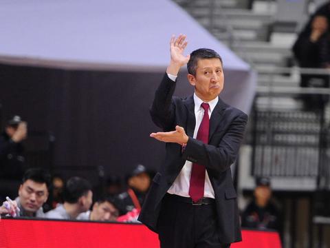 今晚！cba战3场 cctv5直播北控vs青岛 新老土豪广州+新疆男篮亮相|cba|新疆男篮|北控_新浪新闻