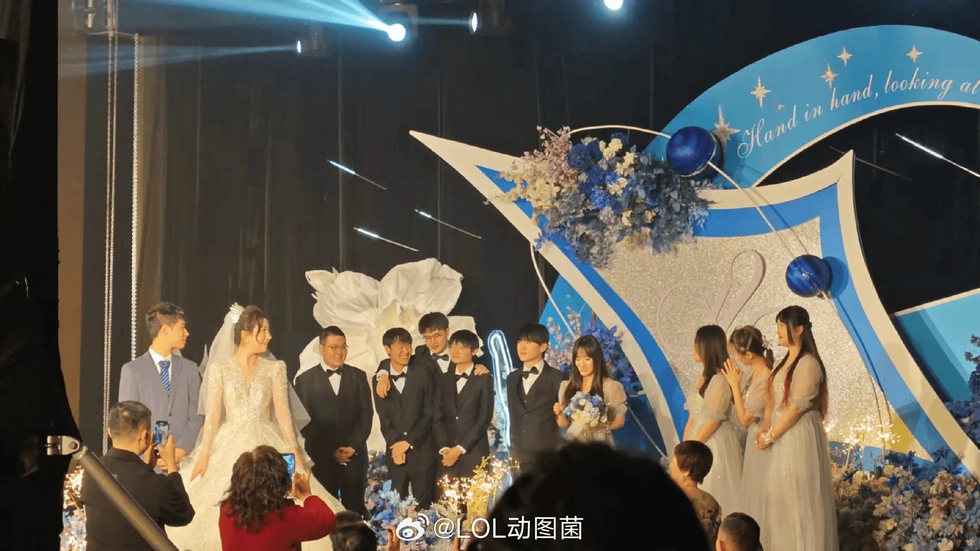 郭皓婚礼现场图片：369、knight、Tian、JKL担任伴郎|郭皓|伴郎|婚礼_新浪新闻