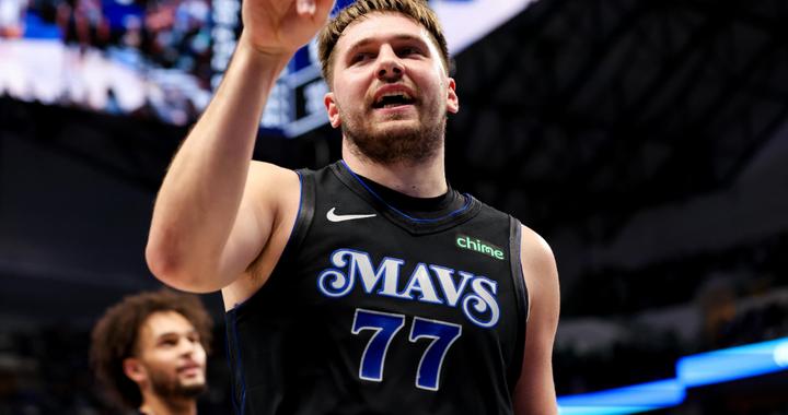 就在今天，NBA77年来无人达成的纪录，被东契奇创造了|东契奇|独行侠_新浪新闻