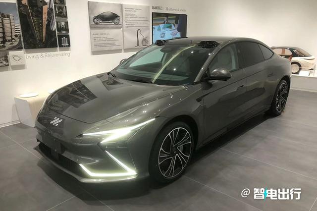 智己新L7配置曝光，4S店卖25万 降9万？紧跟比亚迪-新浪汽车