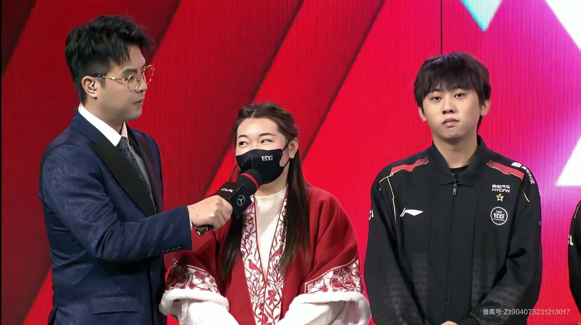 粉丝：我相信Thesnake一定会超越JackeyLove成为AD第一|edg|jackeylove|赛季_新浪新闻