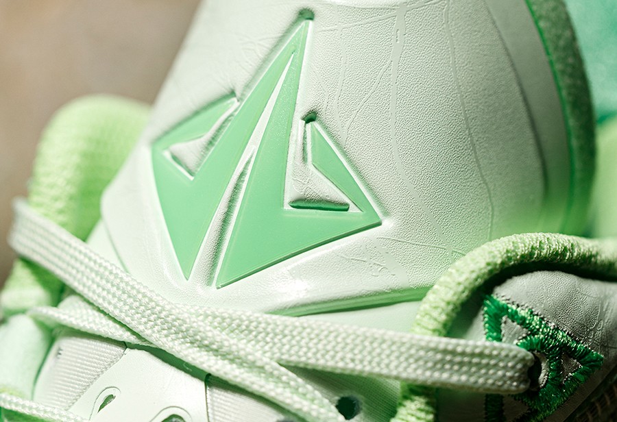 目前最美配色？「玉石」JB2 抢先开箱！|李宁|玉石|中底_新浪新闻