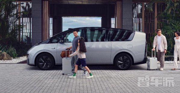 理想MEGA将于3月11日开启交付 55.98万元你会买吗？-新浪汽车