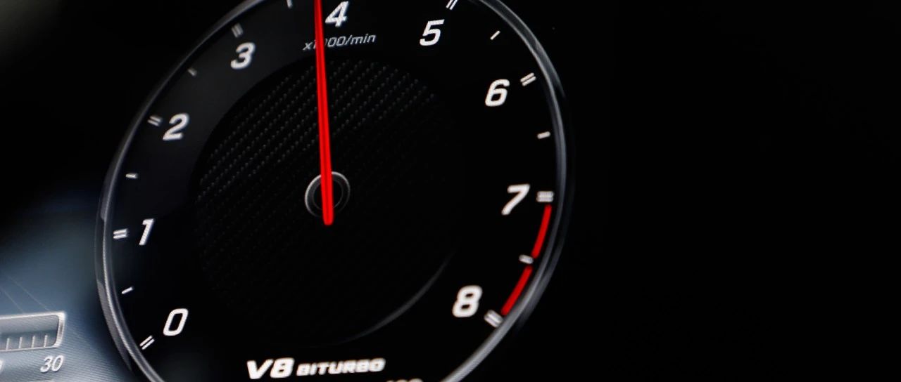 700和U8？在这台V8面前，都是弟弟！-新浪汽车