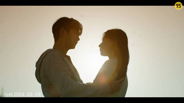 OST 2 MV 10CM - Tell Me Its Not a Dream 完整版出来了！太会唱了！好听哭|Tell Me_新浪新闻