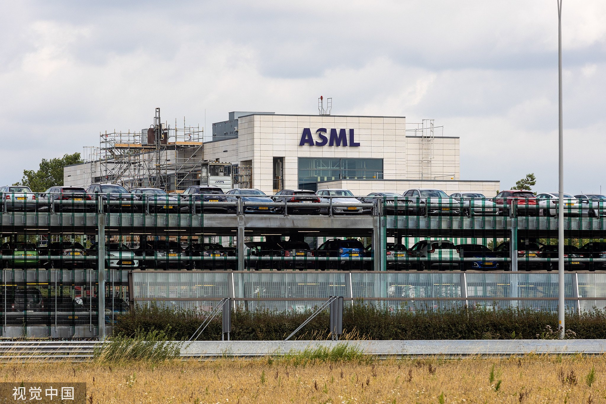 再對華下黑手！美方被曝施壓荷蘭ASML：不準修 - 新浪香港