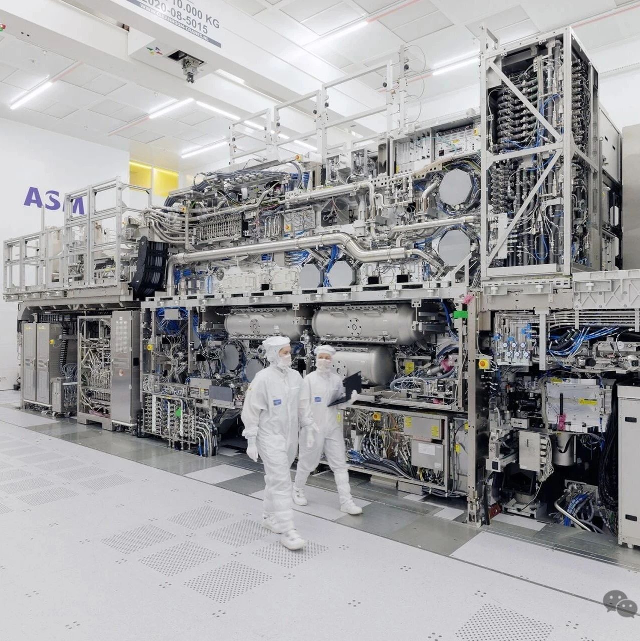 Q1营收下滑21%！ASML：可继续为在华设备提供售后服务！|系统|毛利率|出口管制_新浪新闻