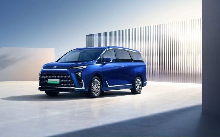 車展直擊|售價35.99萬起 全新GL8陸尊PHEV上市發佈 - 新浪香港