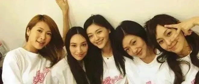 大S被好友Makiyo公开内涵？直言离婚不要赡养费，养娃也要靠自己|Makiyo|徐熙媛|汪小菲_新浪新闻