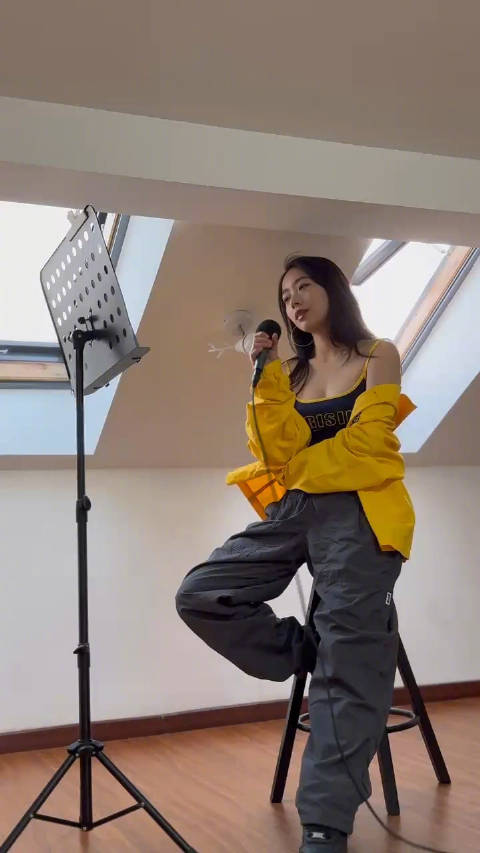 宝藏新生代歌手@阿达娃Adawa 也来申请出战歌手了！|达娃_新浪新闻