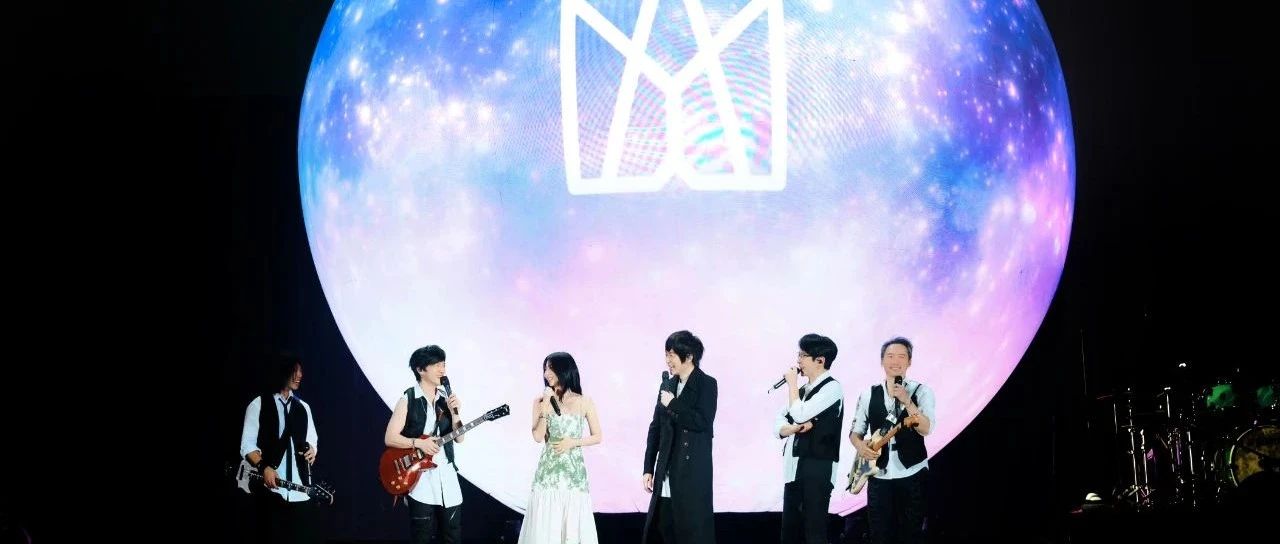 五月天《回到那一天》25周年巡回演唱会 与歌迷共创10场鸟巢摇滚万岁|鸟巢|五月天|歌迷_新浪新闻