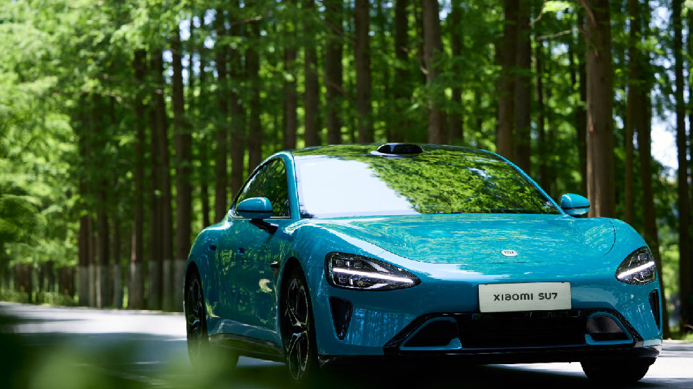 小米汽车：SU7 Pro 选装电动尾翼后第四个按键为 360 全景影像|小米|电动_新浪新闻