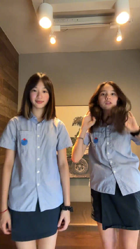 吴尊女儿neinei最新跳舞视频 越来越漂亮了 头像还是在周杰伦杭州场拍的_新浪新闻