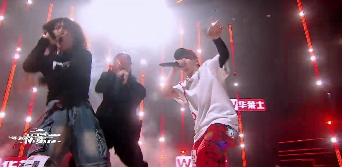 彻底杀疯了！CSC三代Rapper合作！|陈泽希|西奥|马思唯_新浪新闻