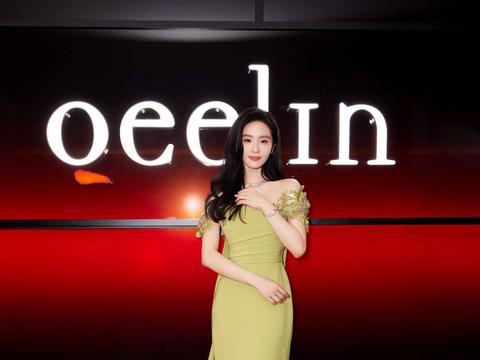 刘诗诗亮相Qeelin品牌活动 状态绝佳尽显美貌优雅|刘诗诗|掌心|商业价值_新浪新闻