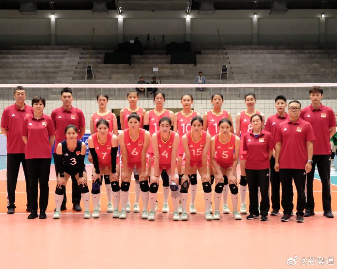 2024年亚洲U18女排锦标赛决赛，中国3-0击败日本（25-22 25-18 26-24）…|女排|锦标赛|决赛_新浪新闻