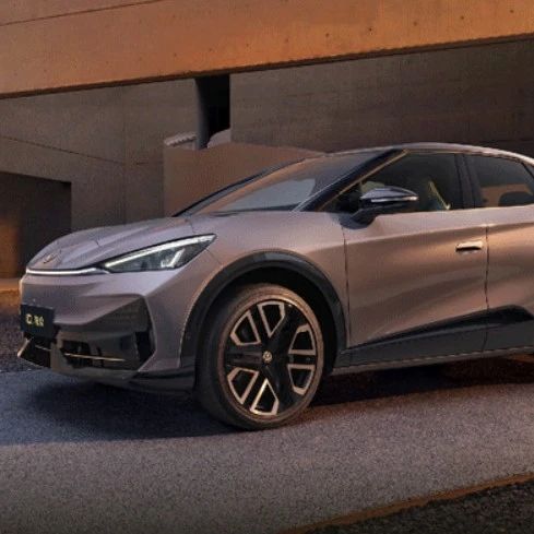 售价20.99万元起，大众ID.UNYX与众正式上市|20-25万|大众ID|大众_新浪新闻