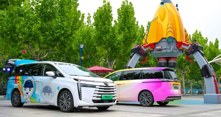 传祺E8荣耀上市，16万出头解锁混动MPV，轴距超2米9带侧滑门-新浪汽车