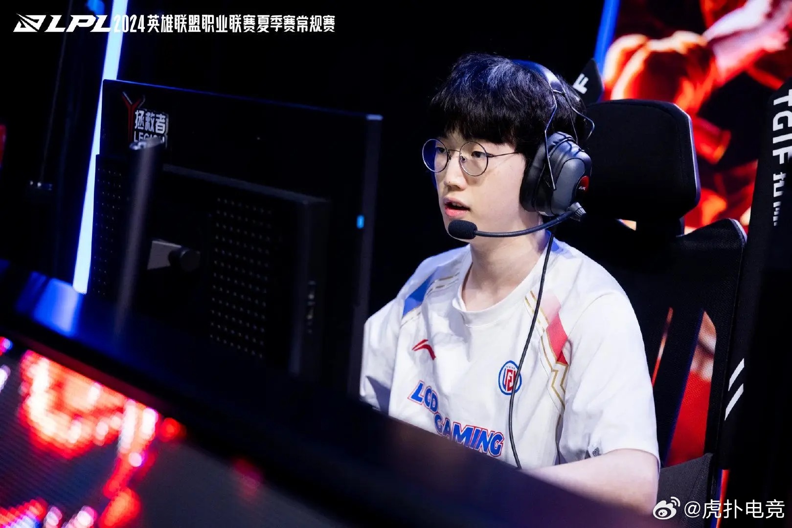 Burdol：第一次打进LPL季后赛很开心，但个人竞技状态不太好|LPL季后赛_新浪新闻