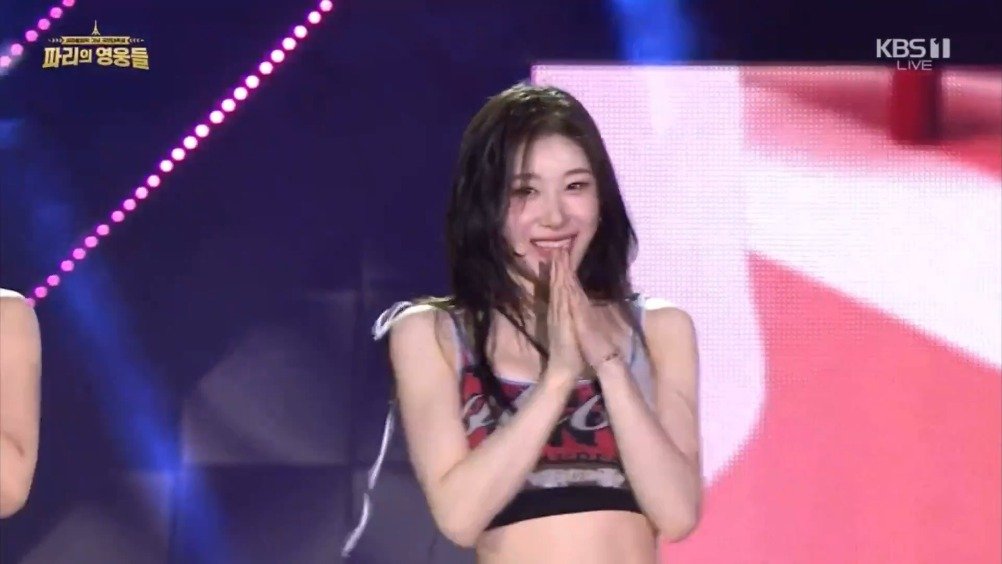 240816 ITZY《CAKE》现场- KBS 巴黎英雄们|巴黎|CAKE_新浪新闻