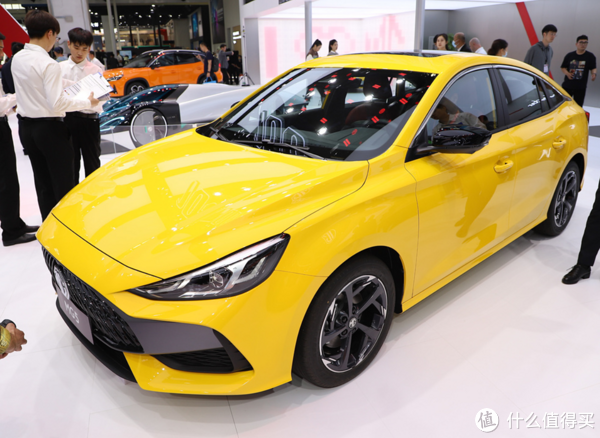 名爵新一代MG5汽车全面解析：售价、性能与竞争优势-新浪汽车