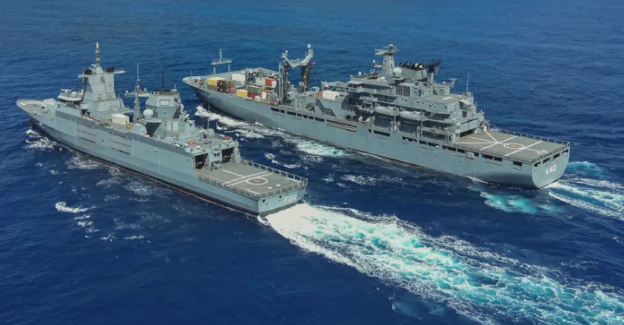 德军7000吨主力舰开向台海口，不听中方警告，052D横刀立马|德国|欧盟|美国_新浪新闻