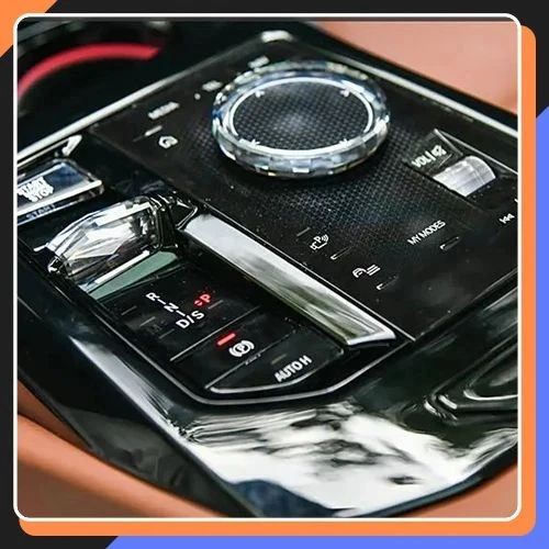 2.0T+8AT+纵置后驱！实测破百6秒多！31英寸大彩电太顶了！-新浪汽车