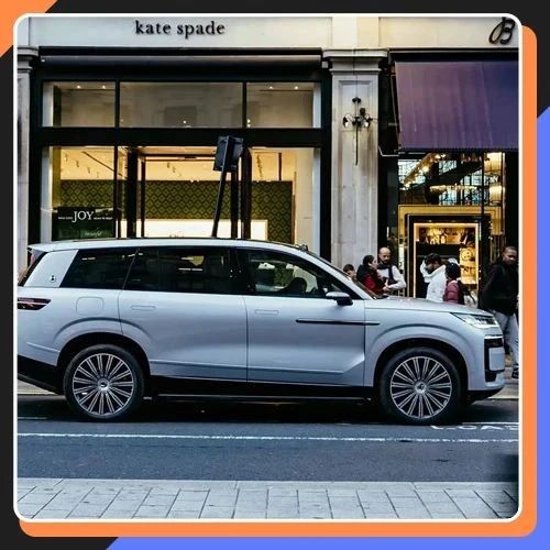 4.4T V8，限量50台！近400万的宝马你见过吗？-新浪汽车