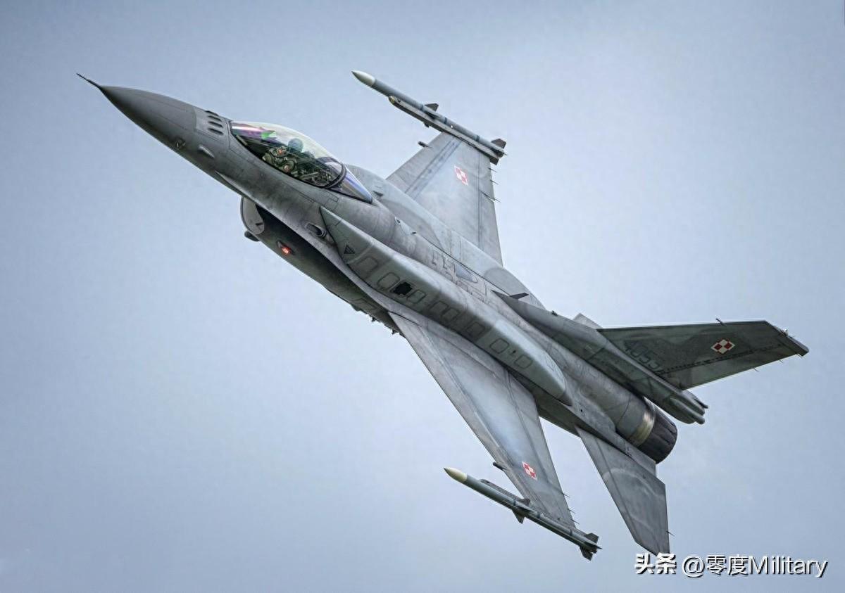 波兰F-16战斗机获得批准进行重大升级 换装有源电子扫描阵列雷达|电子|战斗机|波兰_新浪新闻