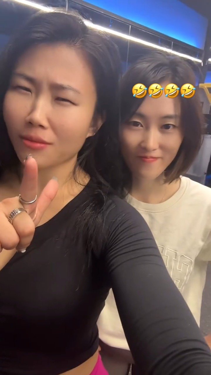 “武后”武亚楠（Wu Yanan）秀臀|米欧奇|琼斯_新浪新闻