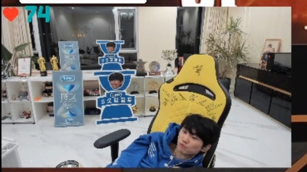 LWX为Doinb队拒绝了所有人_新浪新闻