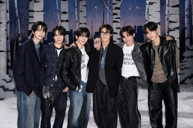 TWS单曲一辑登上日本Oricon单曲日榜一位|单曲|日本|专辑_新浪新闻