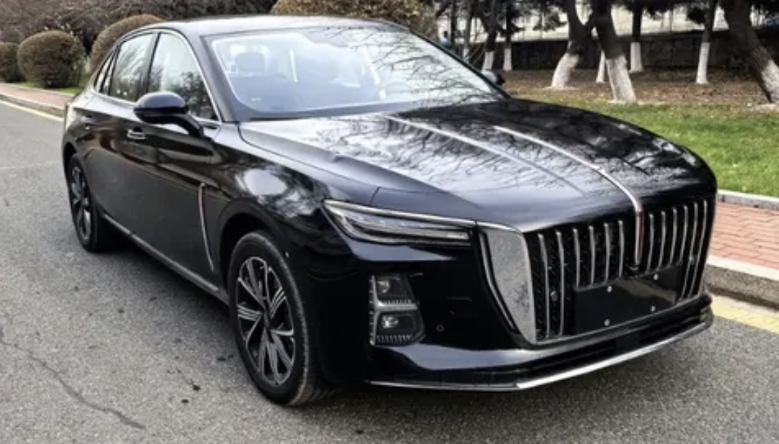 红旗 H5 PHEV 申报图现身：搭载1.5T发动机、匹配磷酸铁锂电池|红旗|发动机|磷酸铁锂_新浪新闻