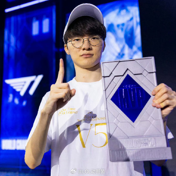 以前有个说法faker s7退役就无敌了，现在想想好像不是 这几年不打的话…|无敌|退役|超威_新浪新闻