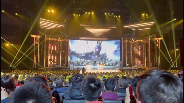 一段来自现场友人的 TGA 最终颁奖环节录像，从《黑神话：悟空》音乐响起…|颁奖|黑神话：悟空_新浪新闻