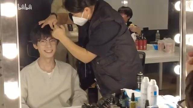 baolan's 全明星vlog_新浪新闻