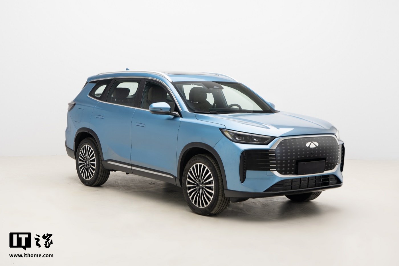 奇瑞风云 T8 中型 SUV 将于 1 月 11 日预售，5 座/7 座车型可选|中型SUV|SUV _新浪新闻