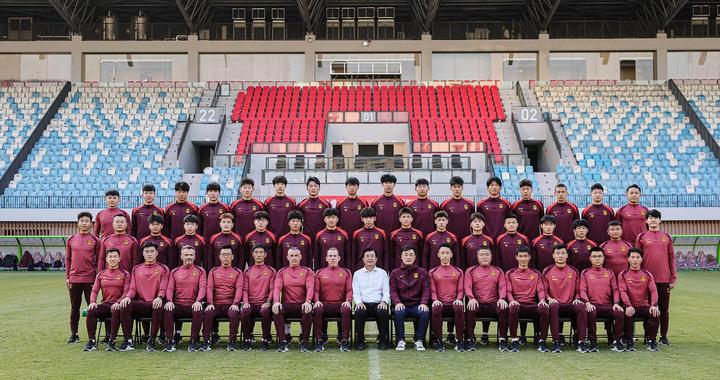 中国U20男足公布23人名单，唐天翼落选，杜月徵等三……|山东泰山|男足|落选_新浪新闻