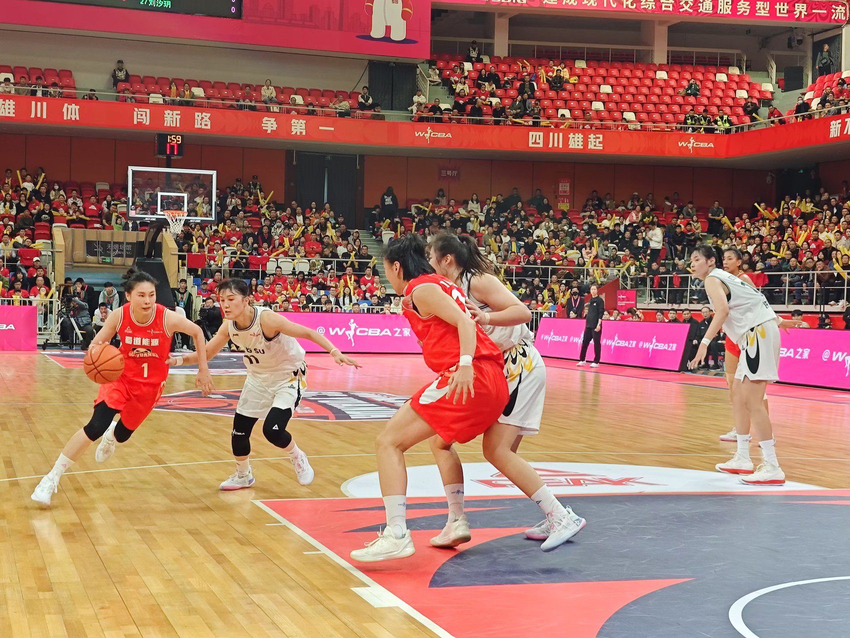 WCBA季后赛大幕将启 四川女篮冲击三连冠|常规赛|季后赛|四川女篮_新浪新闻