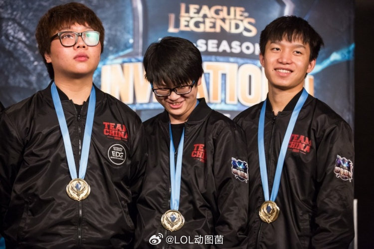 你心中最让LPL粉丝动容的一场比赛是哪一场？|edg|KZ|rng_新浪新闻