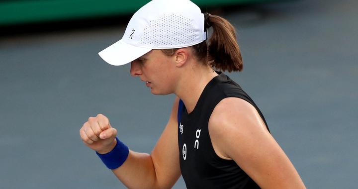 WTA1000印第安维尔斯站，卫冕冠军斯瓦泰克2-0横扫对手，晋级16强|印第安维尔斯|卫冕冠军_新浪新闻