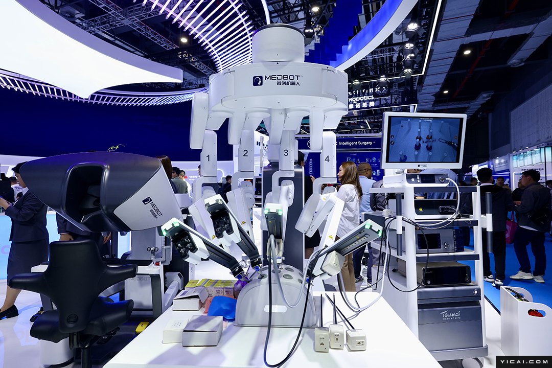 第91届CMEF医博会开幕 一大波“AI+机器人”来袭|机器人|AI_新浪新闻