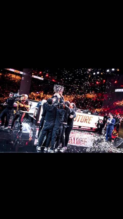 FPX战队退出LPL，S9冠军席位被回购|FPX战队|fpx|S9_新浪新闻