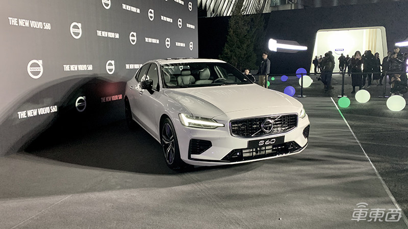沃尔沃新S60 28.6万开卖！配L2级自动驾驶，插混版最值得