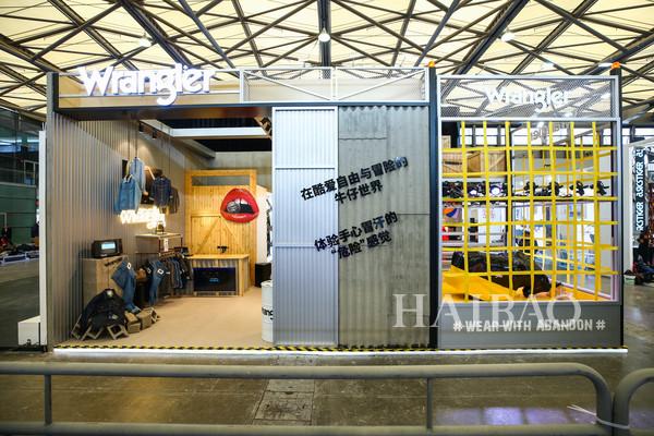 威格 (Wrangler) 燃炸归来！不羁牛仔制造INNERSECT潮流风潮|浪潮_新浪新闻