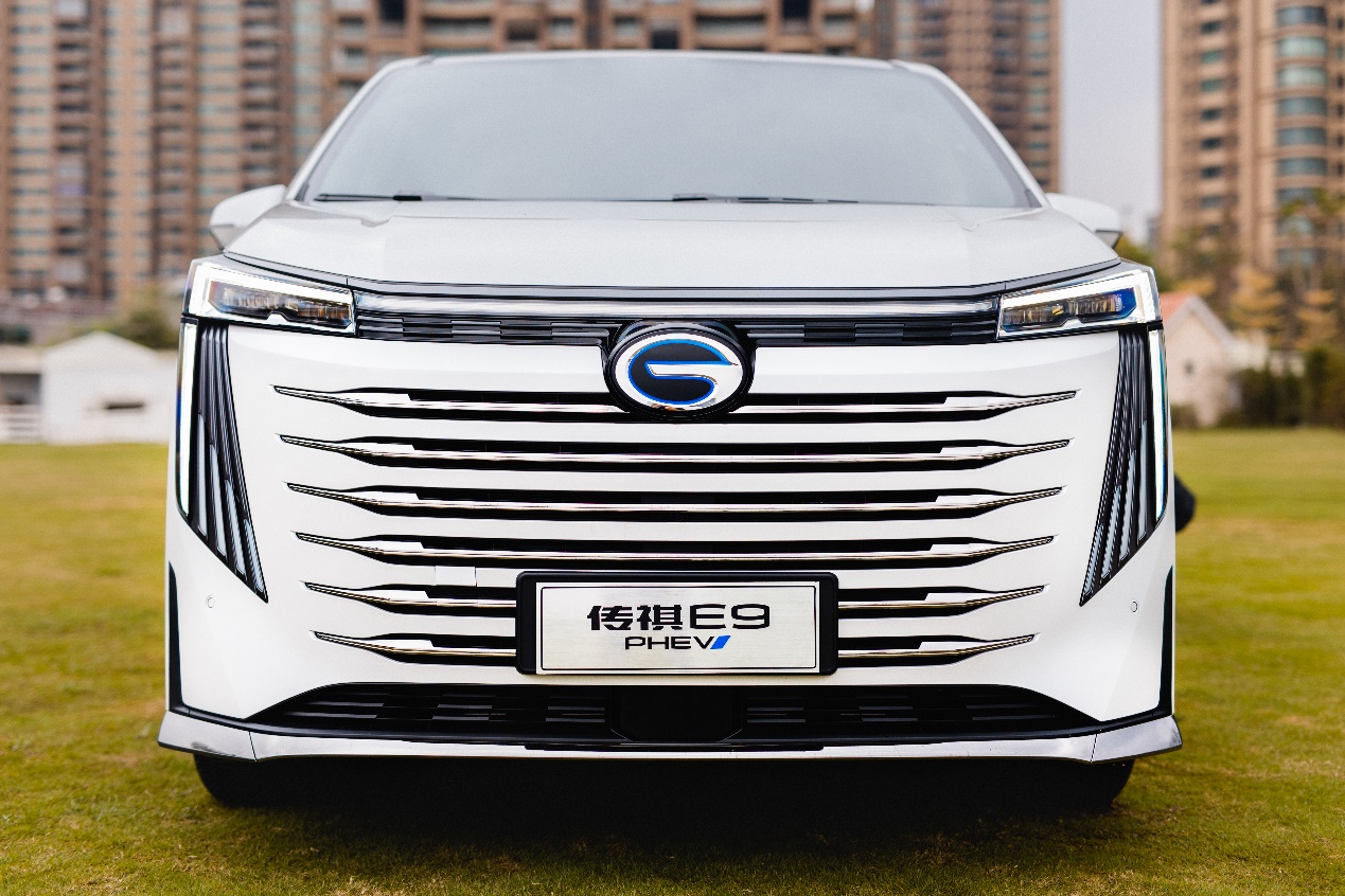 首款2.0T插混MPV傳祺E9曝光 將於上海車展亮相預售 - 新浪香港