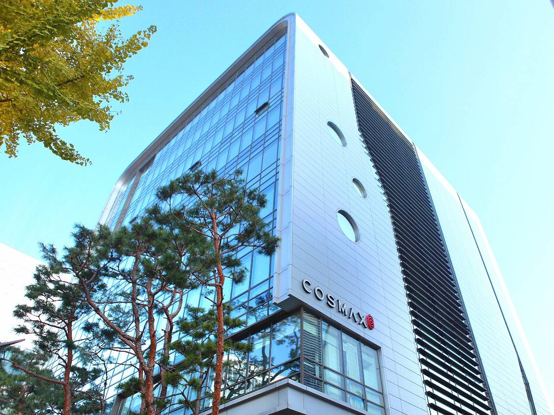 韩国COSMAX科丝美诗业界首次开发出4重功能性化妆品_新浪新闻