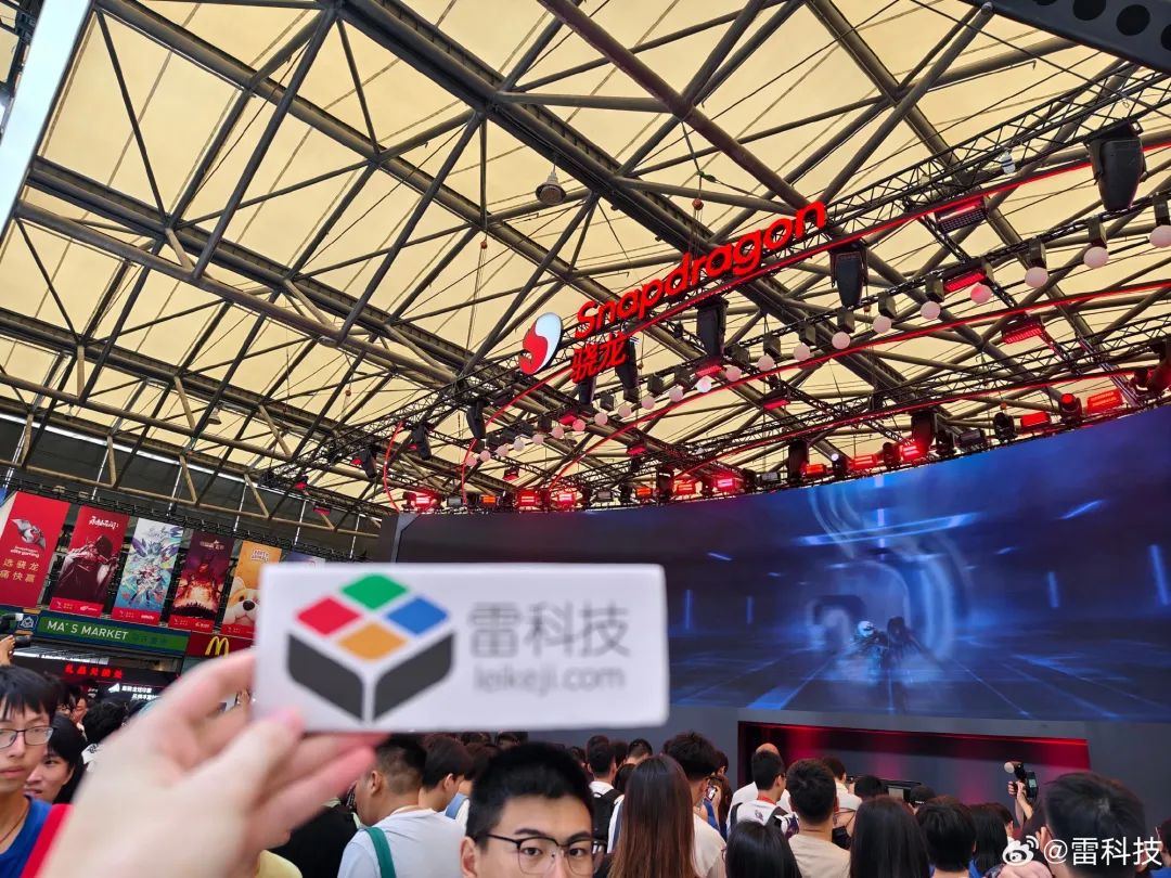 一天逛遍ChinaJoy：鴻蒙成大驚喜，比遊戲更好玩的是AI！ - 新浪香港